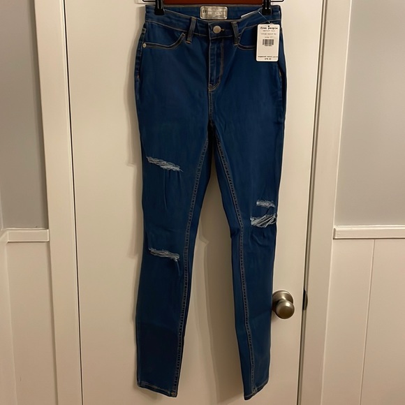 Free People | Jeans | Nwt Free People Skinny Ripped Vintage Denim Md ...